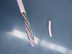 O que é um Cabo Crossover? - Blog da AscentOptics